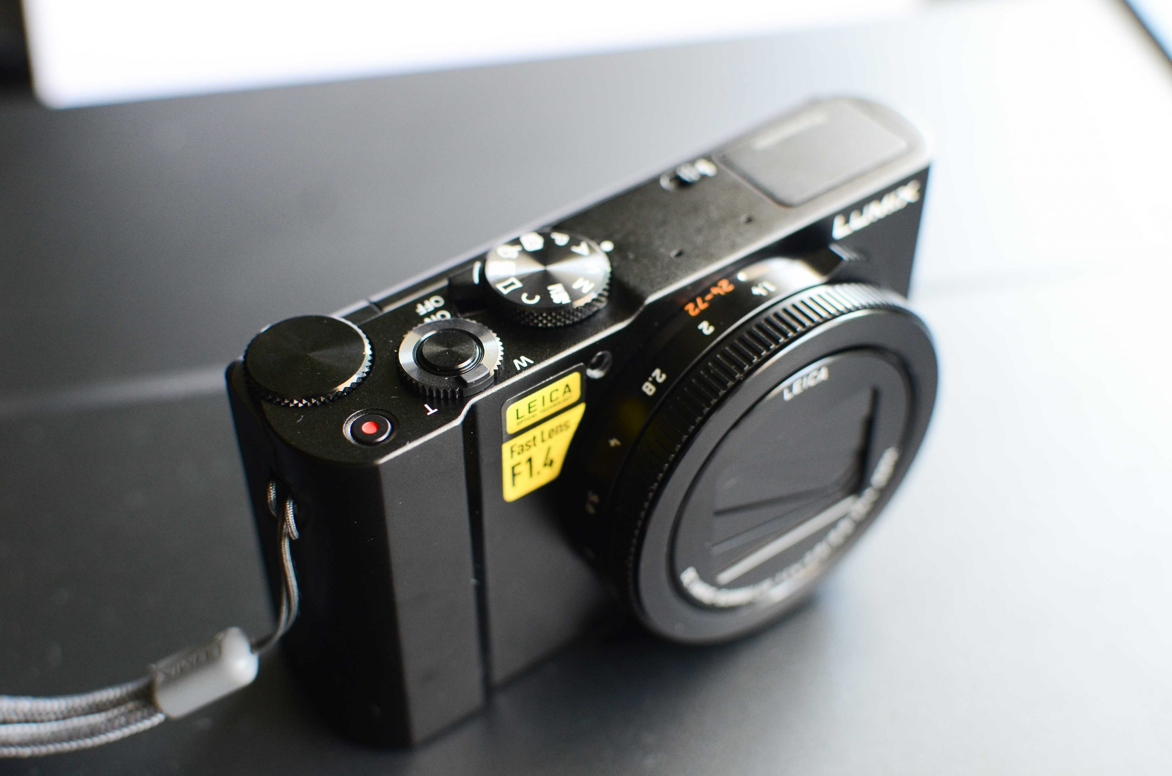 ประกาศราคาไทย Panasonic LX10 กล้อง Compact รูรับแสง f/1.4 ในราคา 26,990 ...